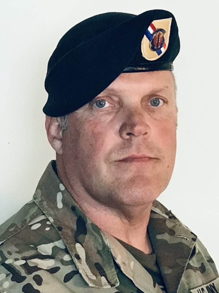 Command Sergeant Major (Ret.) Rob Fournoy - Special Forces Green Beret ...